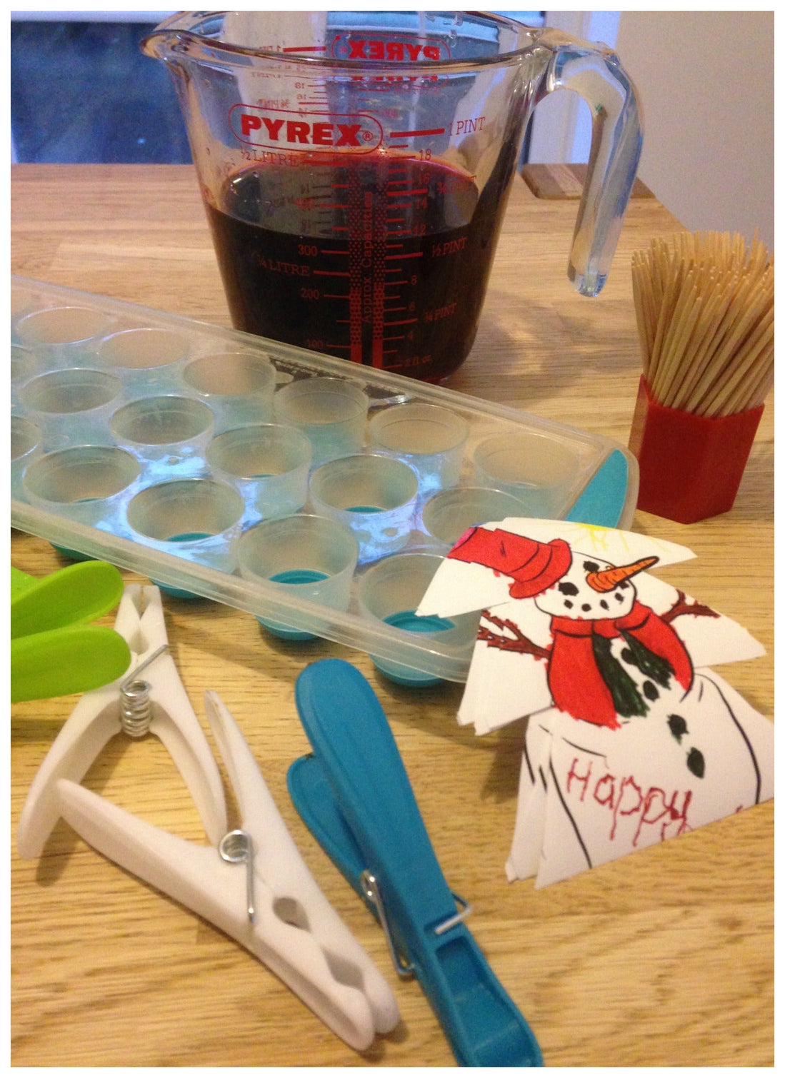 Little Explorers: Ice Cube Boats | LittleLife