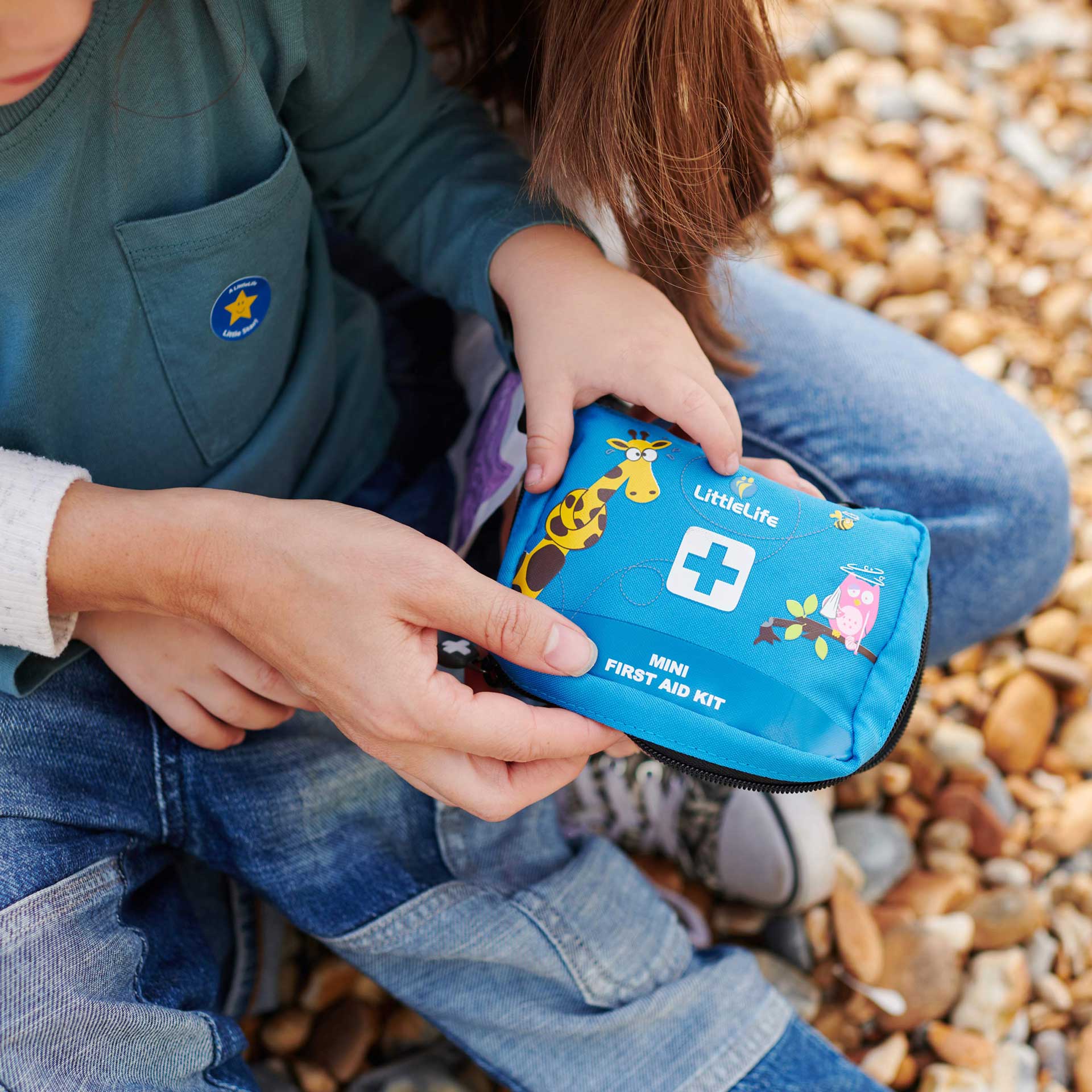 Littlelife family first aid kit store